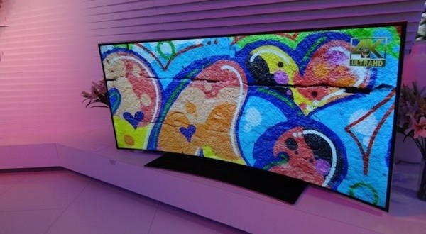 Vestel: LCD 105″ UHD 21:9 e OLED curvo – Tech4U.it